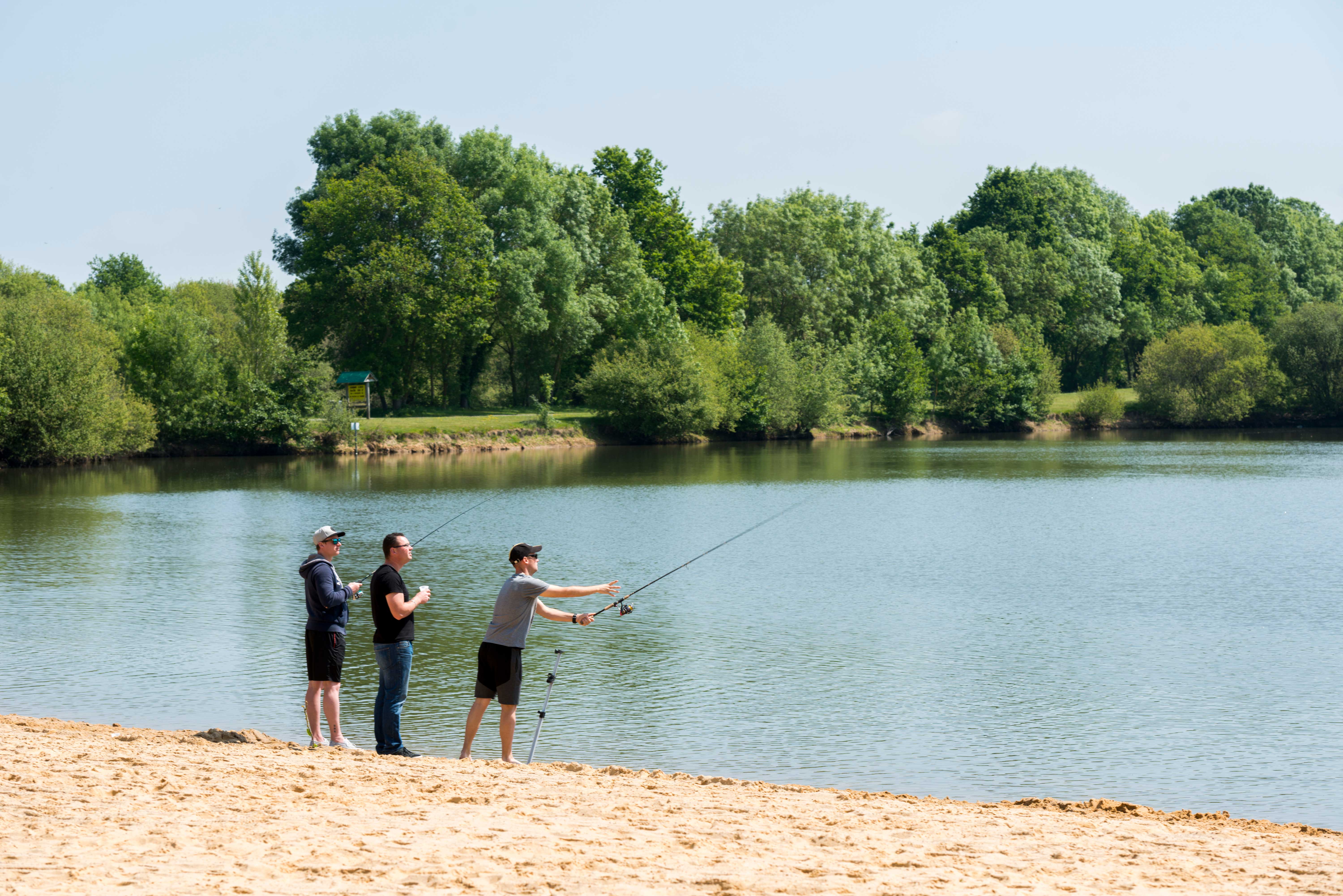 Fishing in Grand Lieu | Office de Tourisme de Grand Lieu | [pêche ...